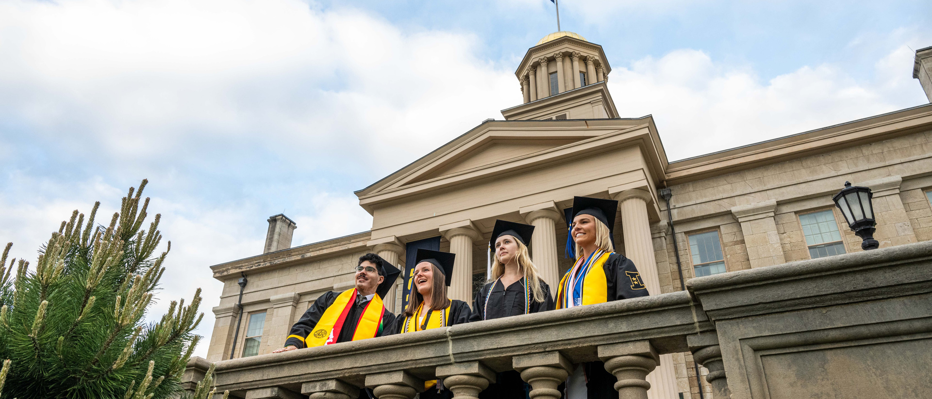 Graduation Checklist | Commencement - The University of Iowa